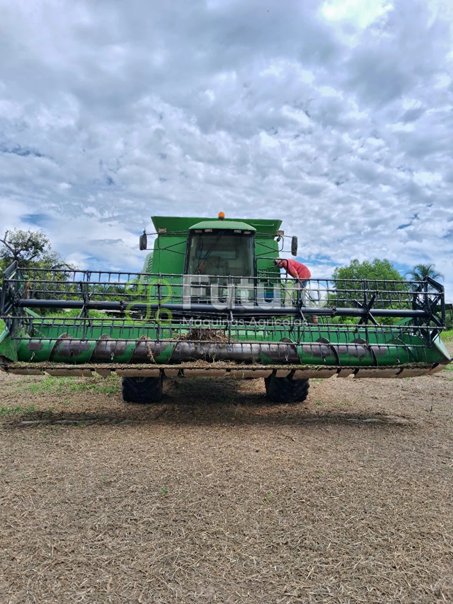 Colheitadeira John Deere 1550 2002 2002, Comprar por R$ 350000, GO ...