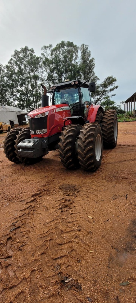 Trator Massey Ferguson 7722 (4x4) 230cv - Ano 2018 - MT - Massey ...