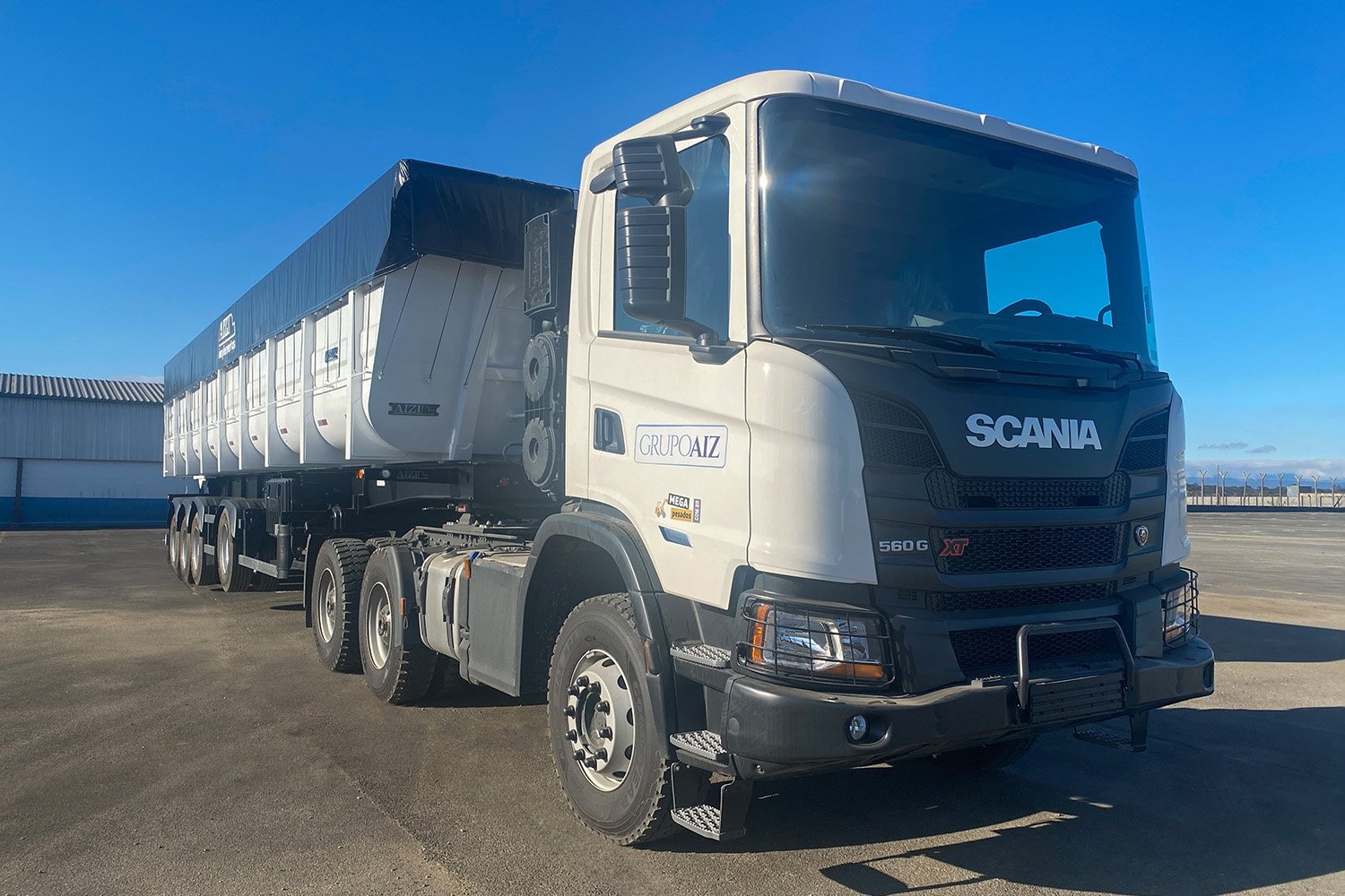 Conjunto Scania G560 A6x4 XT Off-Road 23/24 EURO6 Semirreboque ...