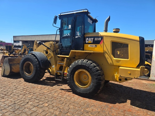Ficha técnica do Pá Carregadeira Caterpillar 920K - Popagro