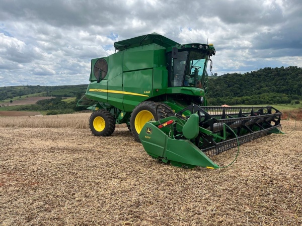 Ficha técnica do Colheitadeira John Deere S550 - Popagro