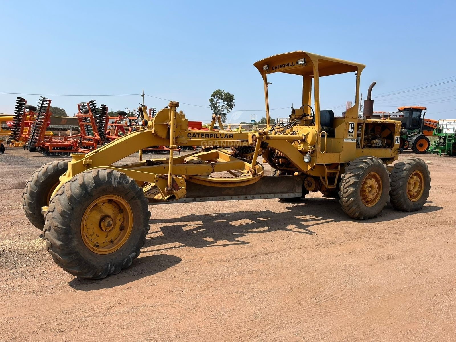 Motoniveladora Caterpillar 120B ano 1982 1982, Comprar por R$ 73000, MT ...
